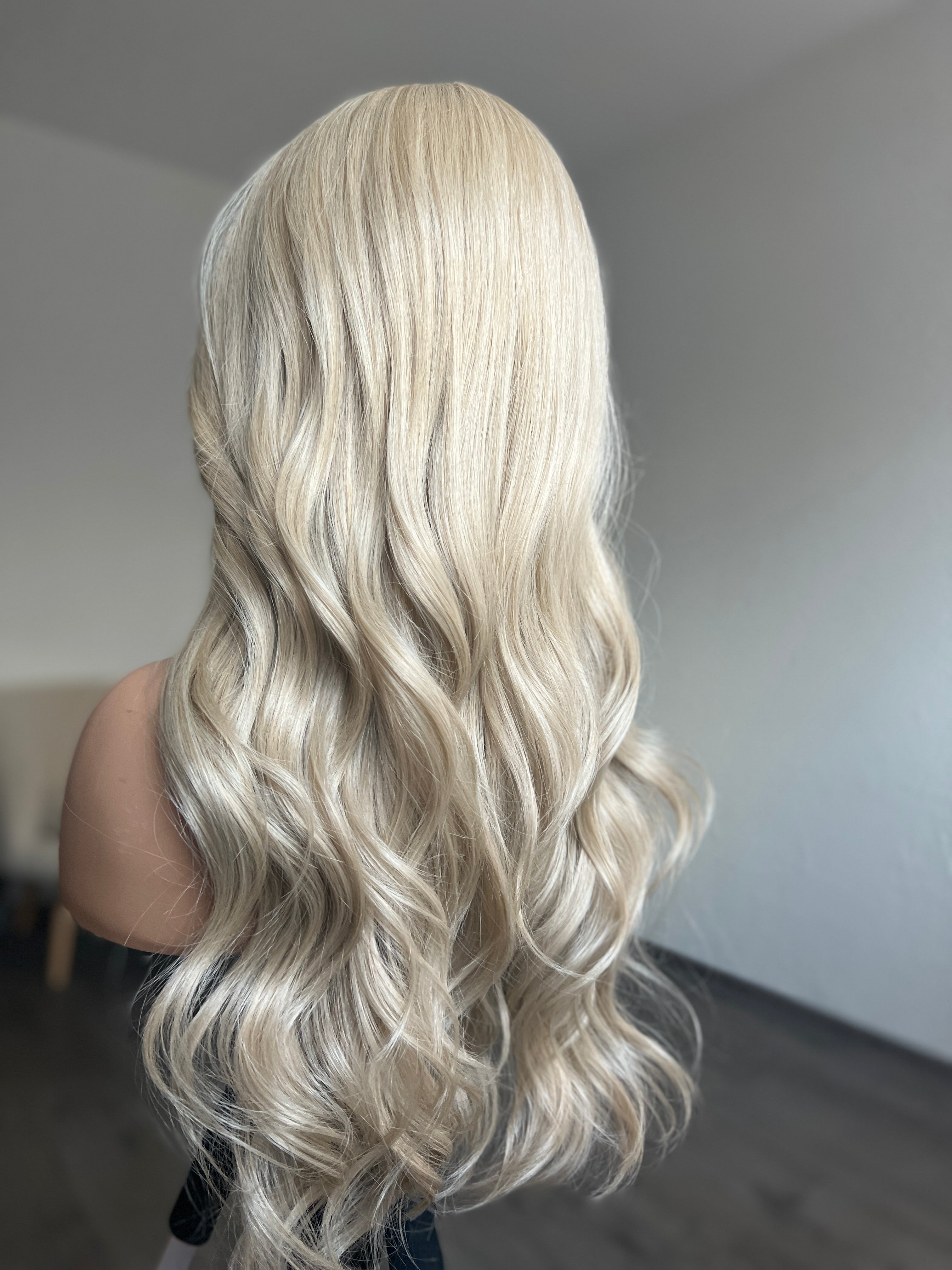 SWAN - synthetic hair – Lovedwigs